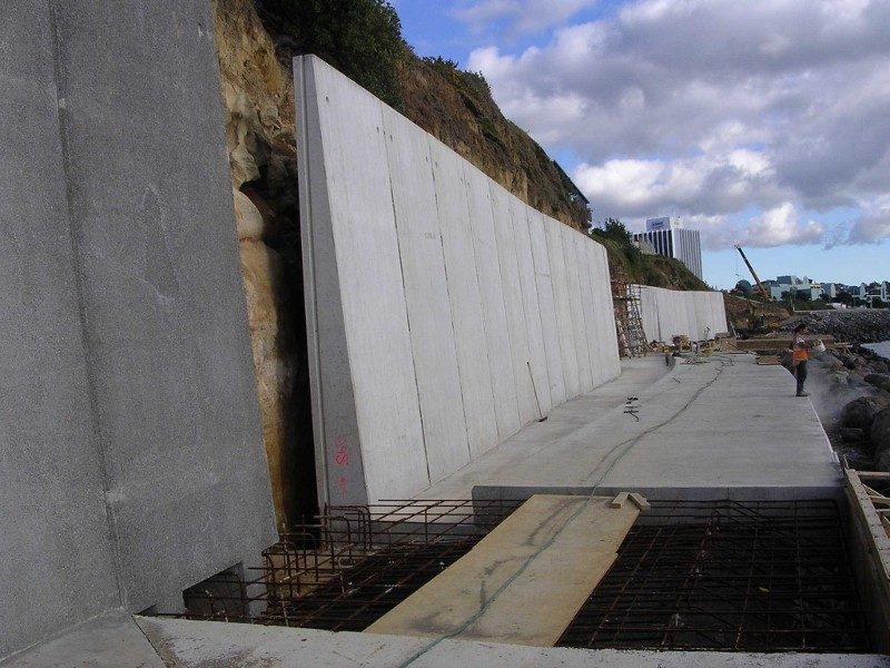 Barriers Retaining Walls | Ultimate Engineered Concrete